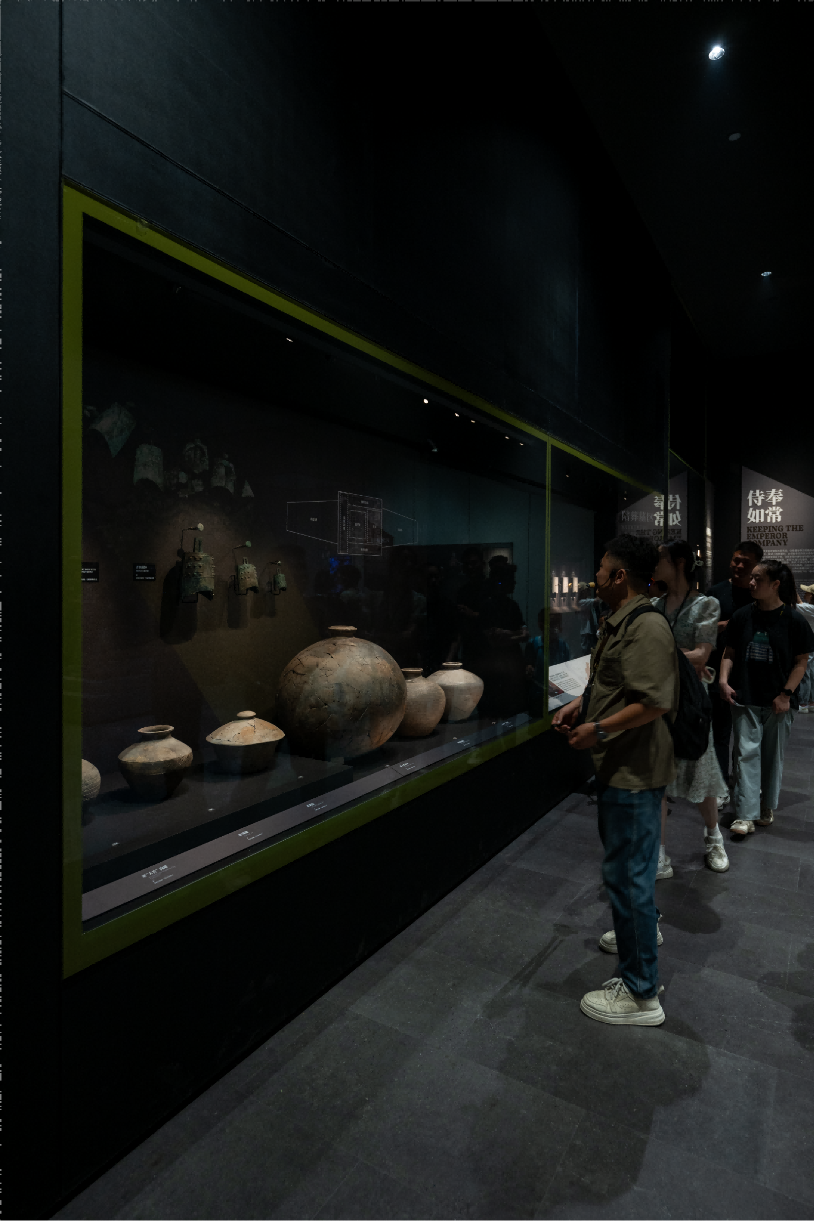 Emperor Qinshihuangs Mausoleum Site Museum - akzu